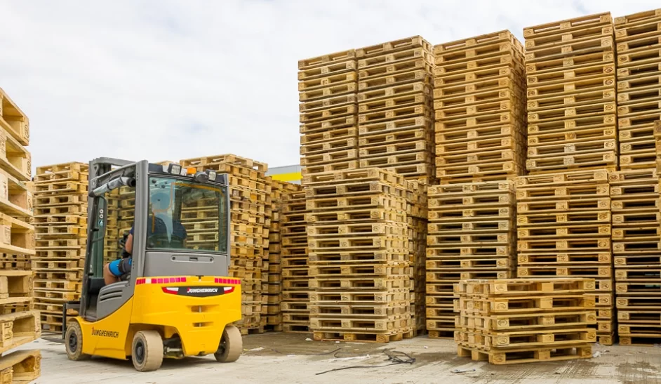 Angajam personal pentru prelucrat paleti in Olanda 2400-3500€/luna ...