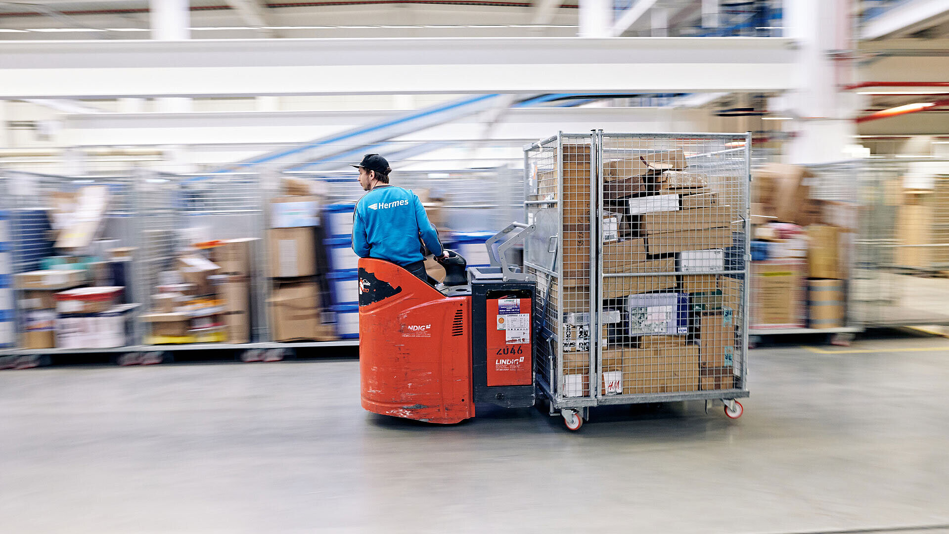 Angajam personal pentru depozitul de colete HERMES Germania 2400 ...